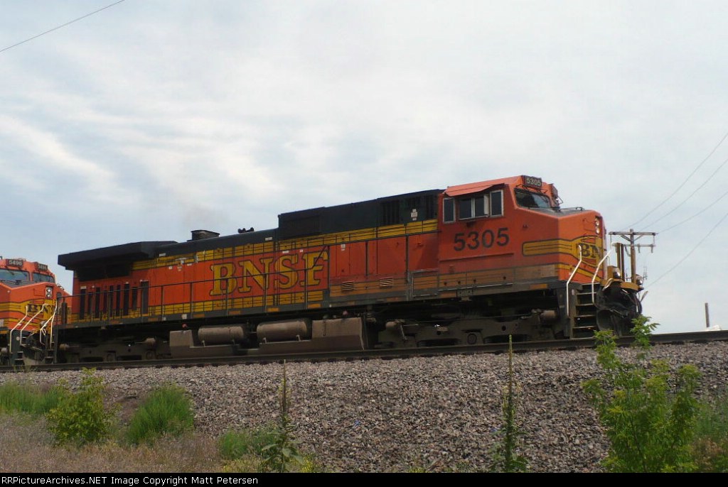BNSF 5305
